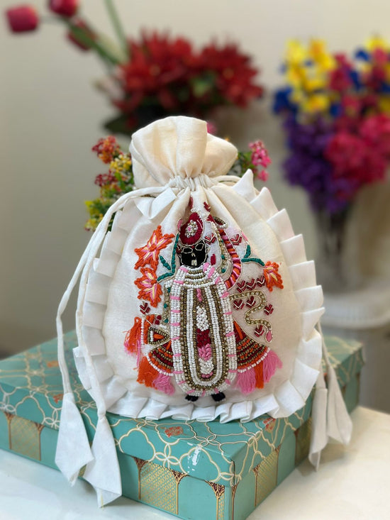 Dwarkadhish Potli Hand-Embroidered Wedding Potli India Perfect Cutt